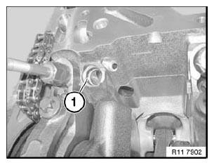 BMW 7 Series - Removing And Installing/Replacing Roller Chain For Oil ...