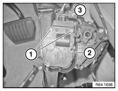 BMW 7 Series - Replacing Actuator Drive For Left Rear Cabin Footwell ...