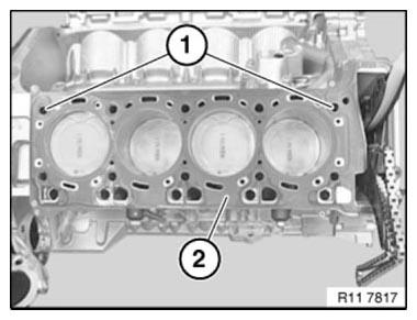 BMW 7 Series - Removing And Installing Left Cylinder Head (N63 ...